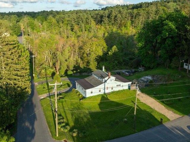 house with 4 bedroom, Salisbury CT DLS102217872