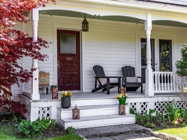 house with 4 bedroom, Salisbury CT DLS102777802