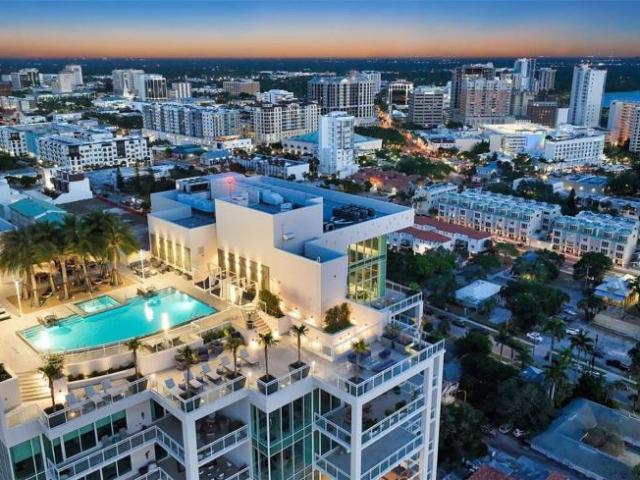house with 4 bedroom, Sarasota FL DLS102395098