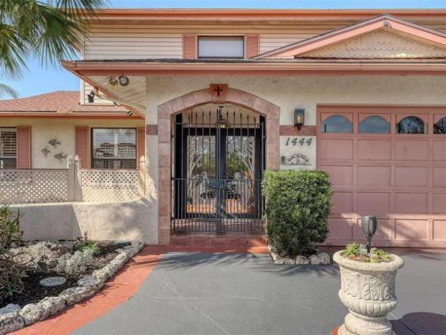 house with 4 bedroom, Sarasota FL DS101340352