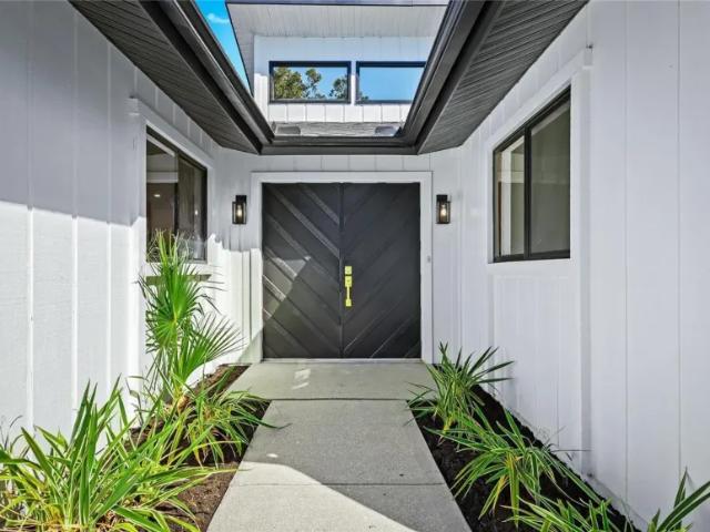 house with 4 bedroom, Sarasota FL DS102659518