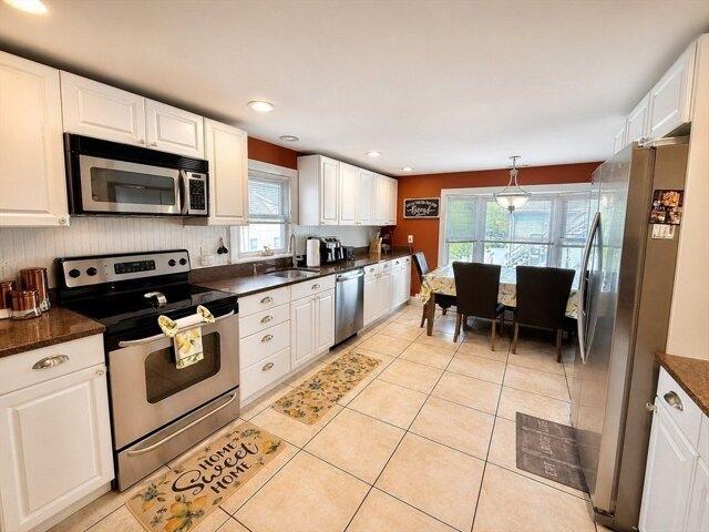 house with 4 bedroom, Saugus MA DS103035686