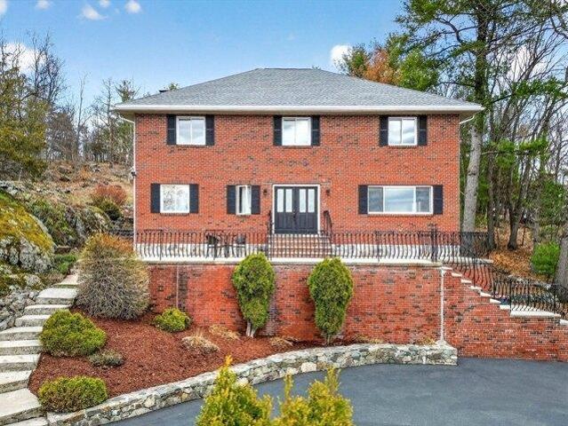 house with 4 bedroom, Saugus MA DS103160599