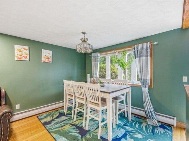 house with 4 bedroom, Saugus MA ES105107452