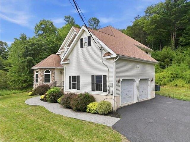 house with 4 bedroom, Saylorsburg PA ES104908162