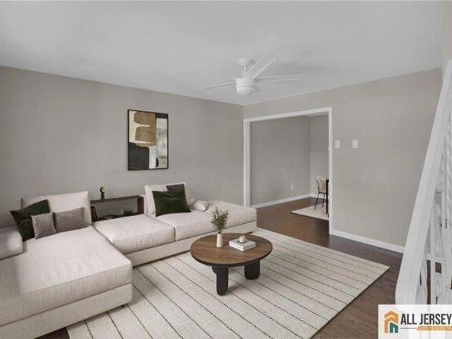 house with 4 bedroom, Sayreville NJ ES105175730