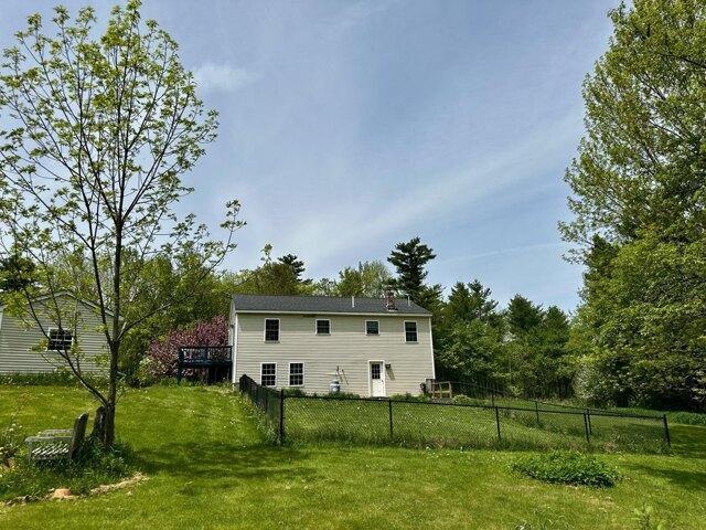 house with 4 bedroom, Searsmont ME ES104850627