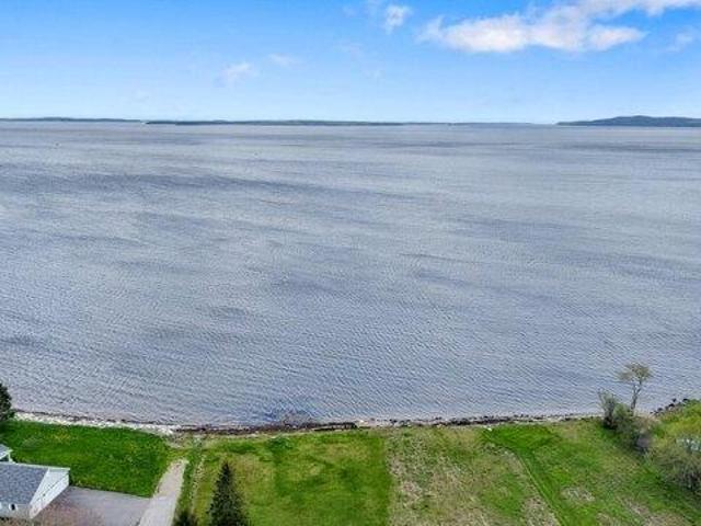 house with 4 bedroom, Searsport ME ES102828527