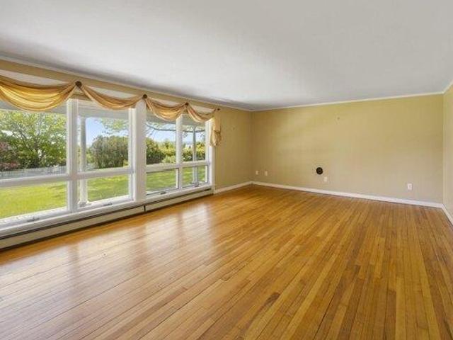 house with 4 bedroom, Searsport ME ES105104946