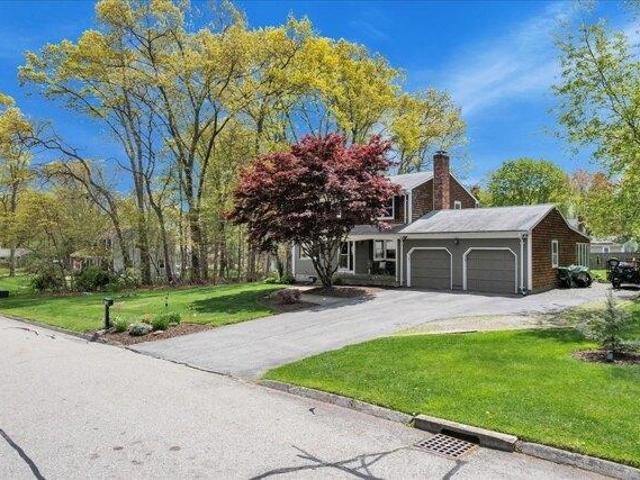 house with 4 bedroom, Seekonk MA DS102584895