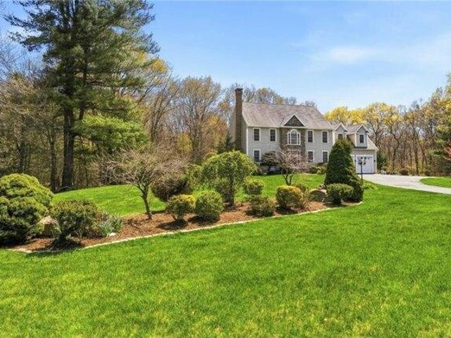 house with 4 bedroom, Seekonk MA ES103807067
