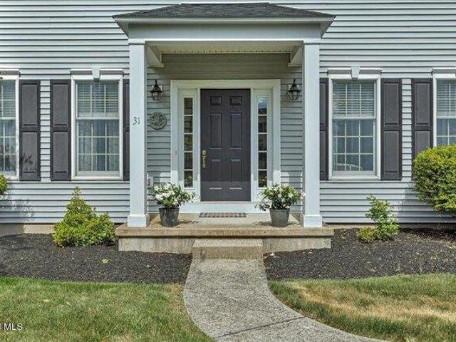 house with 4 bedroom, Selkirk NY ES104909237