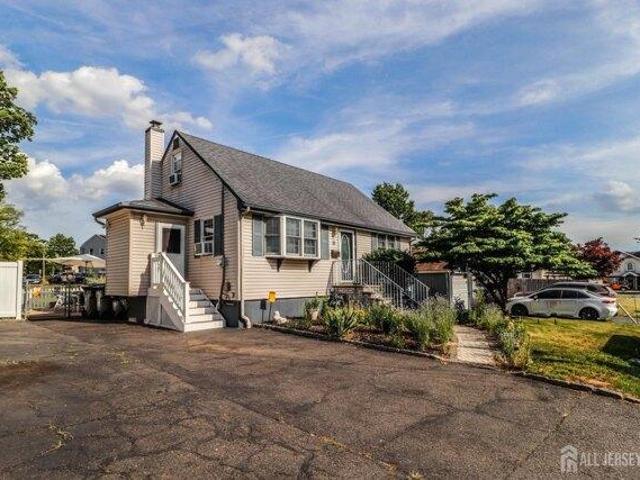 house with 4 bedroom, Sewaren NJ DS104330688