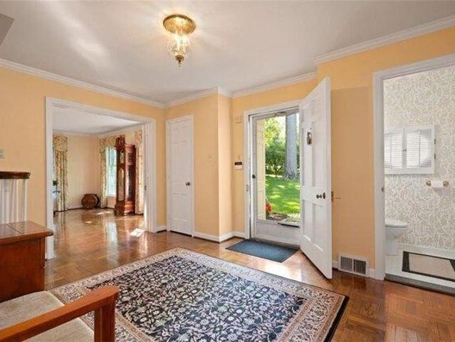 house with 4 bedroom, Sewickley PA ES104904359