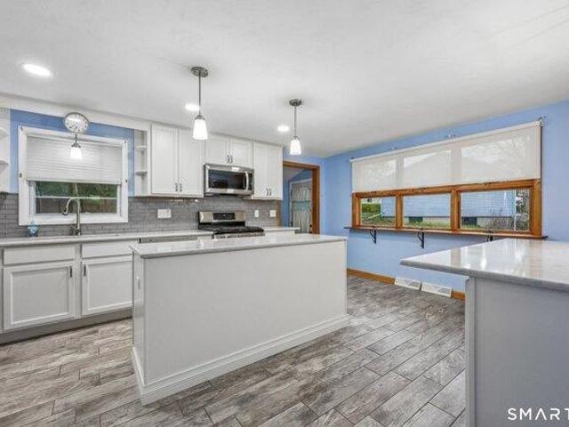 house with 4 bedroom, Seymour CT DS103126654