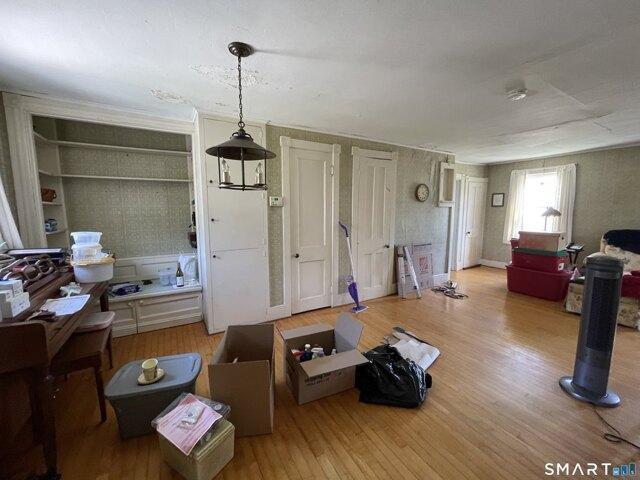house with 4 bedroom, Seymour CT ES105113798