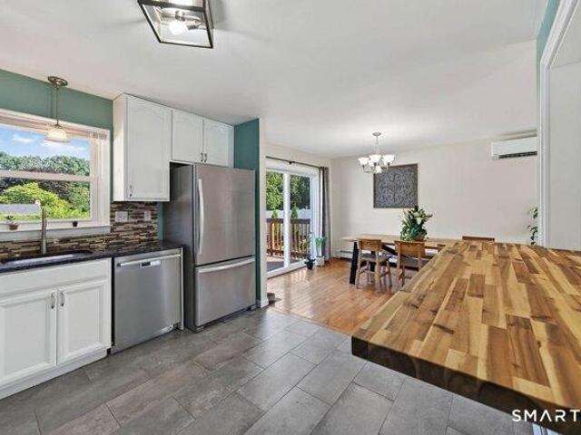 house with 4 bedroom, Seymour CT ES105173313