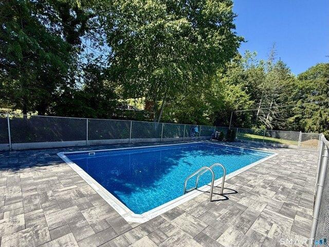 house with 4 bedroom, Seymour CT ES103930642