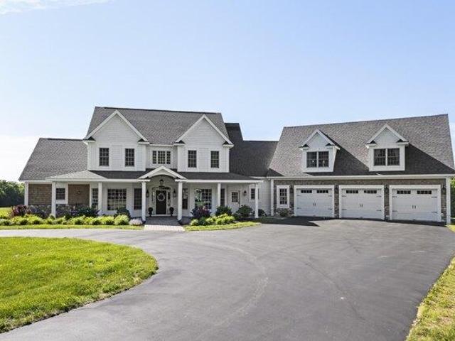 house with 4 bedroom, Skowhegan ME DS104113131