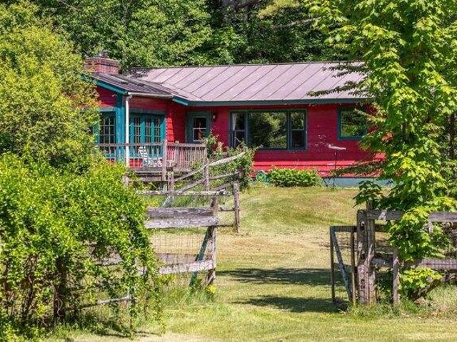 house with 4 bedroom, Shaftsbury VT DLS103125159