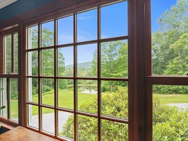 house with 4 bedroom, Shaftsbury VT ES105140814