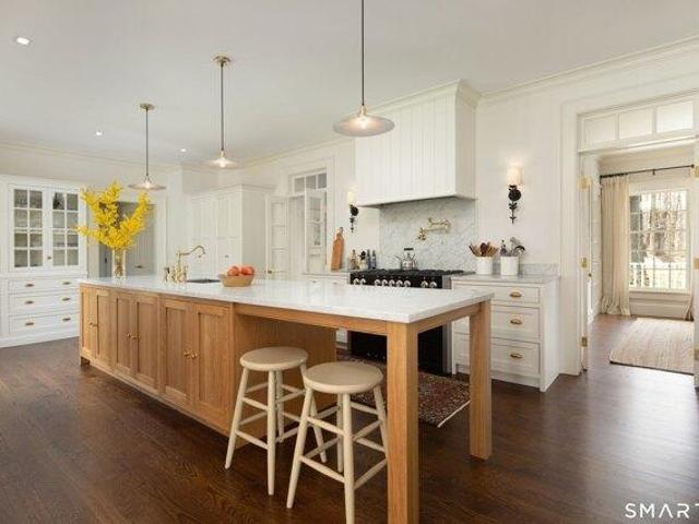 house with 4 bedroom, Sharon CT DLS102478684