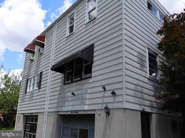 house with 4 bedroom, Sharon Hill PA ES104907866