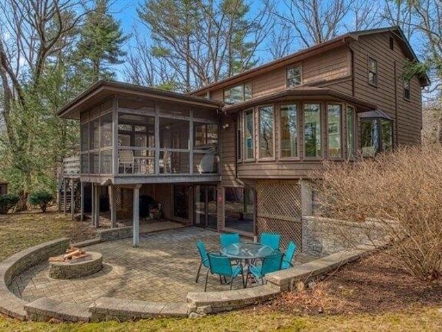 house with 4 bedroom, Sharon MA DLS101800638