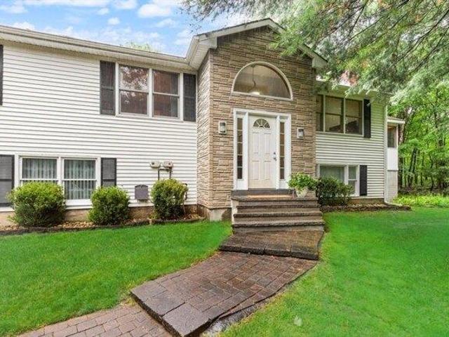 house with 4 bedroom, Sharon MA DS104477265