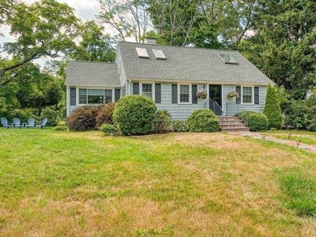house with 4 bedroom, Sharon MA DS104153427