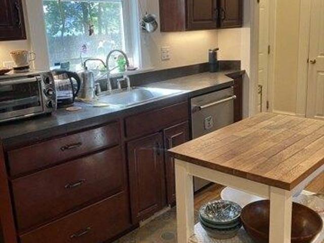 house with 4 bedroom, Sharon MA ES102823891