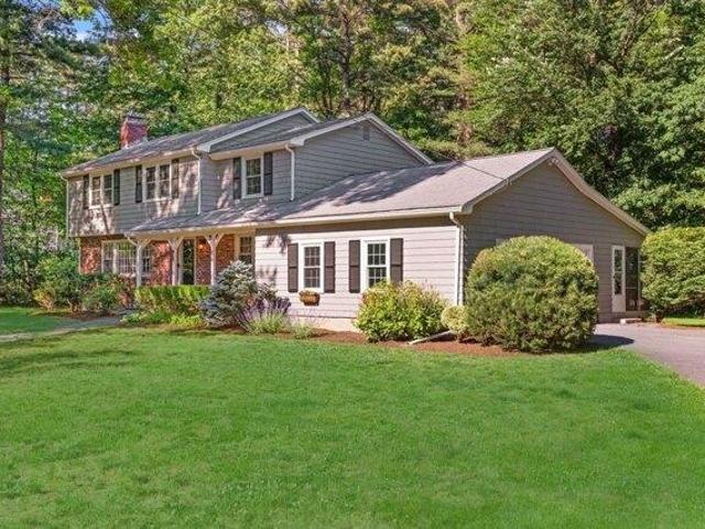 house with 4 bedroom, Sharon MA ES103221963