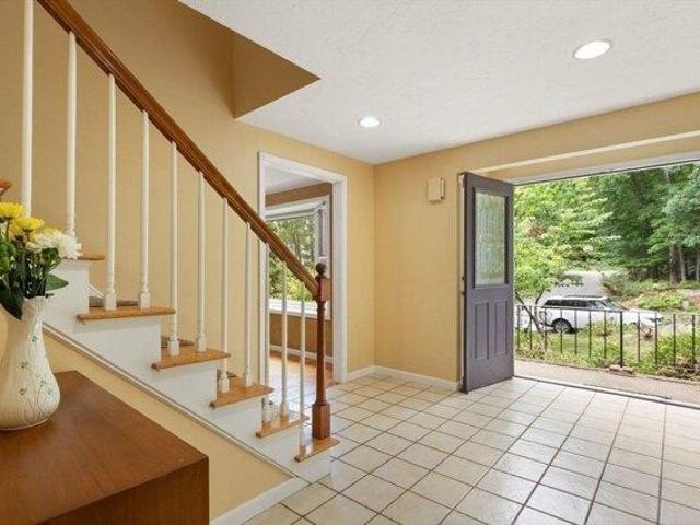 house with 4 bedroom, Sharon MA ES104570432
