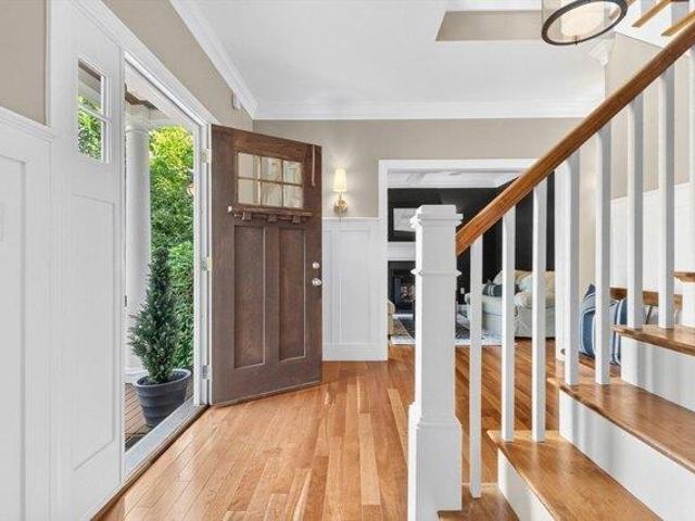 house with 4 bedroom, Sharon MA ES104852344