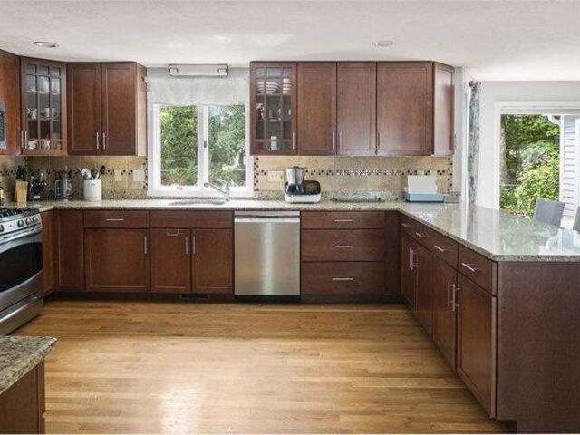 house with 4 bedroom, Sharon MA ES105080049