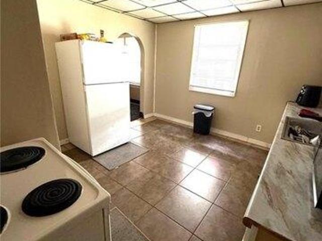 house with 4 bedroom, Sharon PA ES103626018