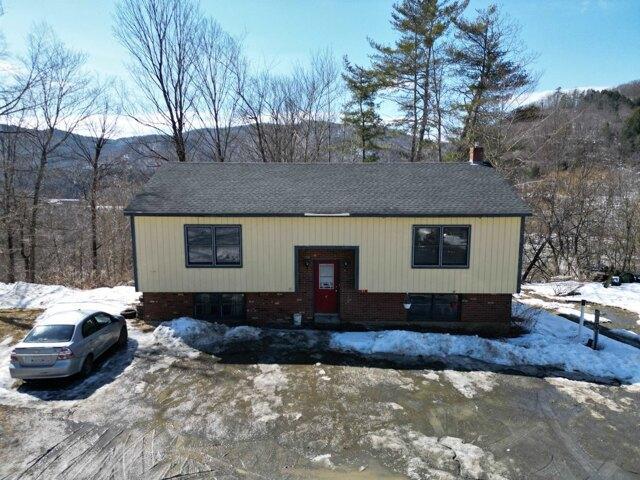 house with 4 bedroom, Sharon VT DS101895934
