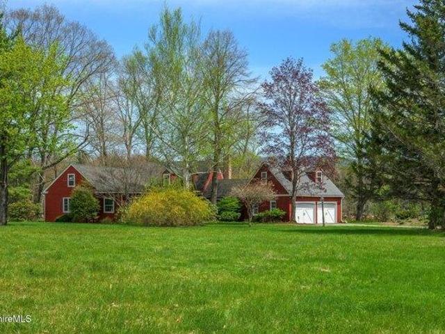 house with 4 bedroom, Sheffield MA ES105095842