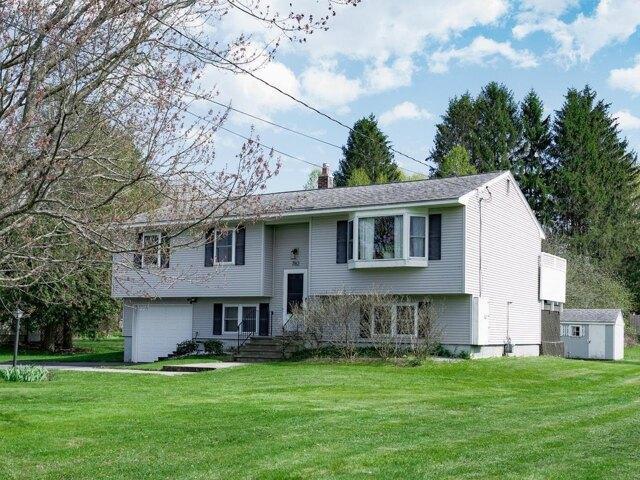 house with 4 bedroom, Shelburne VT DLS103097818