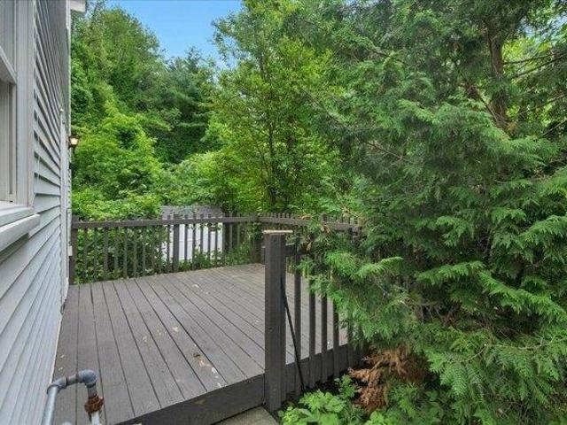 house with 4 bedroom, Shelburne VT ES105105231