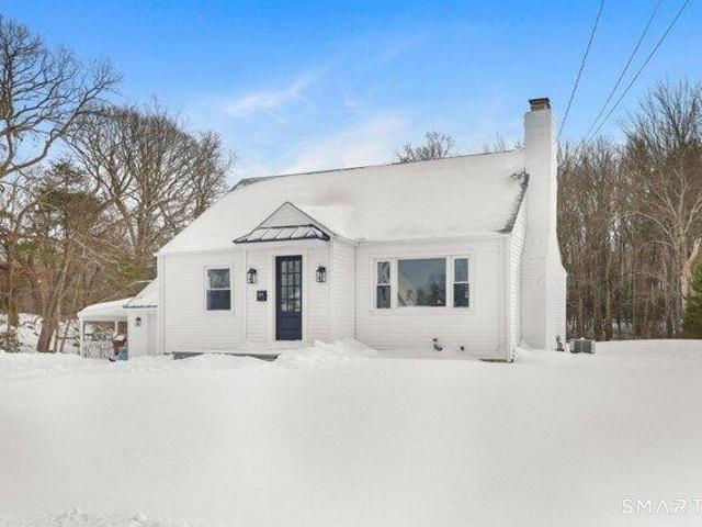 house with 4 bedroom, Shelton CT DLS102155643