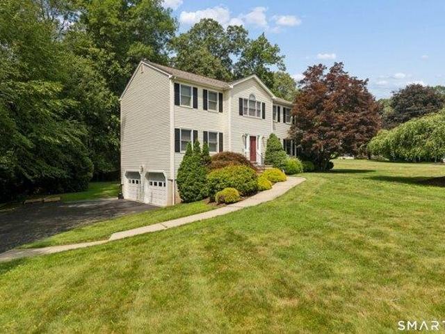 house with 4 bedroom, Shelton CT DS104376575