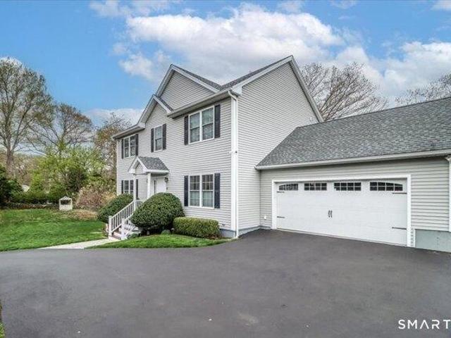 house with 4 bedroom, Shelton CT DS103187852