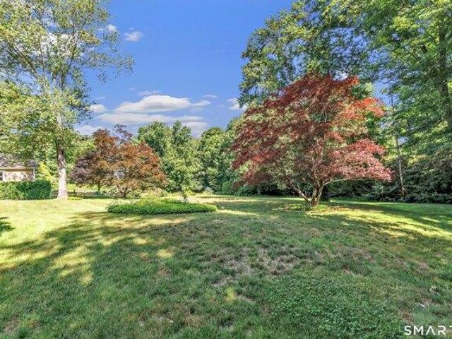 house with 4 bedroom, Shelton CT ES104075388