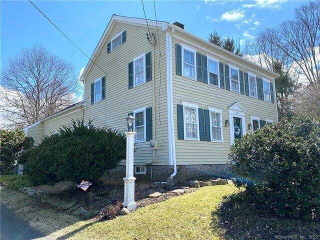 house with 4 bedroom, Shelton CT ES104153683