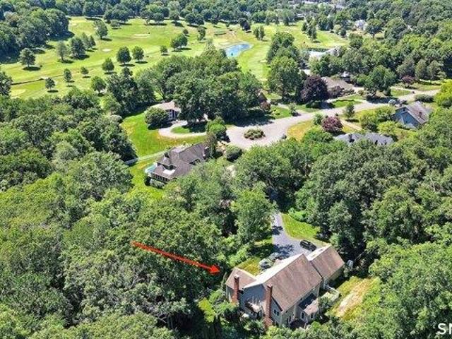 house with 4 bedroom, Shelton CT ES105159084