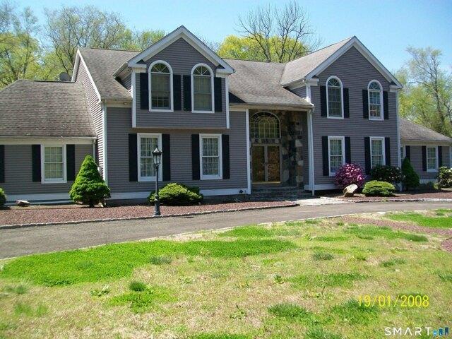 house with 4 bedroom, Shelton CT ES103187591