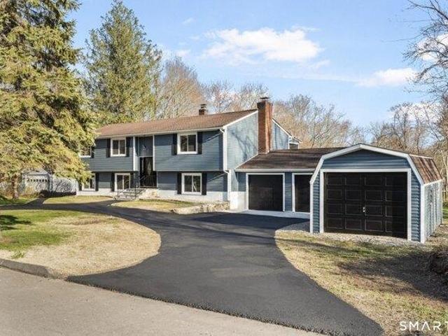house with 4 bedroom, Shelton CT ES103603211