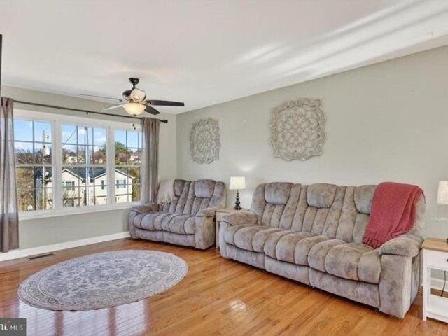 house with 4 bedroom, Shenandoah VA DS103600422