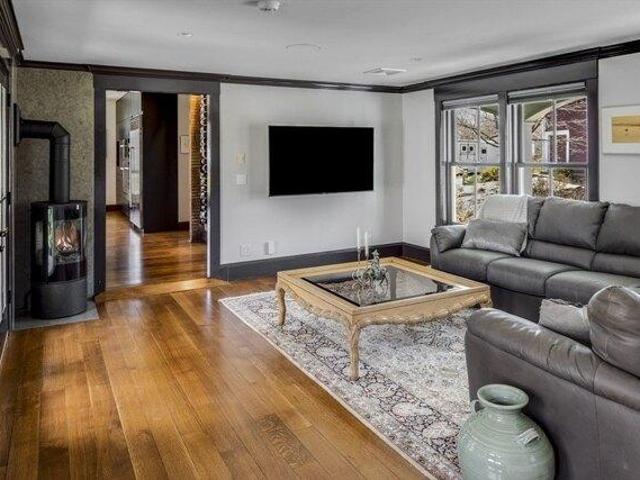 house with 4 bedroom, Sherborn MA ES104237853